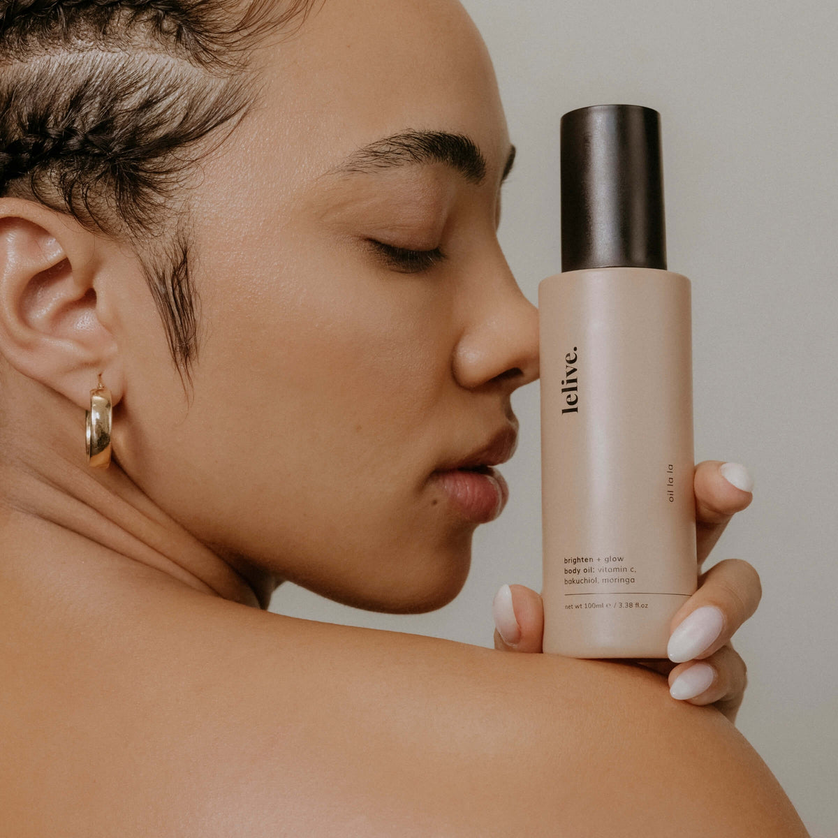 oil la la | brighten + glow body oil | lelive africa | lelive.